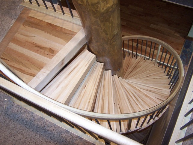 steps up a tree - FineWoodworking